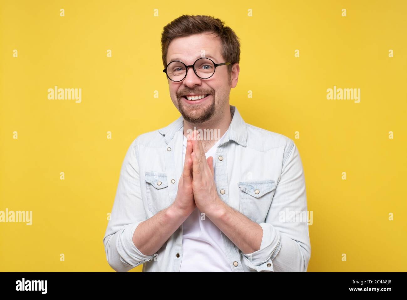 Excited caucasian male clapping hands hi-res stock photography and ...