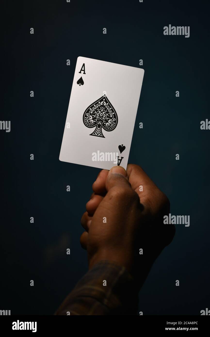 Ace of spades playing card hi-res stock photography and images - Alamy