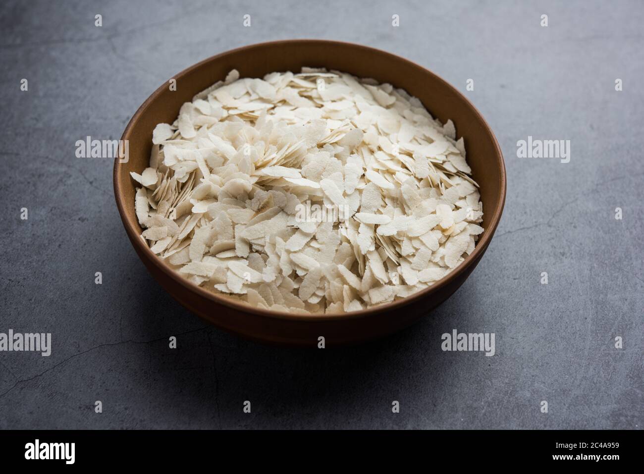 Raw Flattened Rice or Thick or thin Rice Flakes for Namkeen Chivda ...