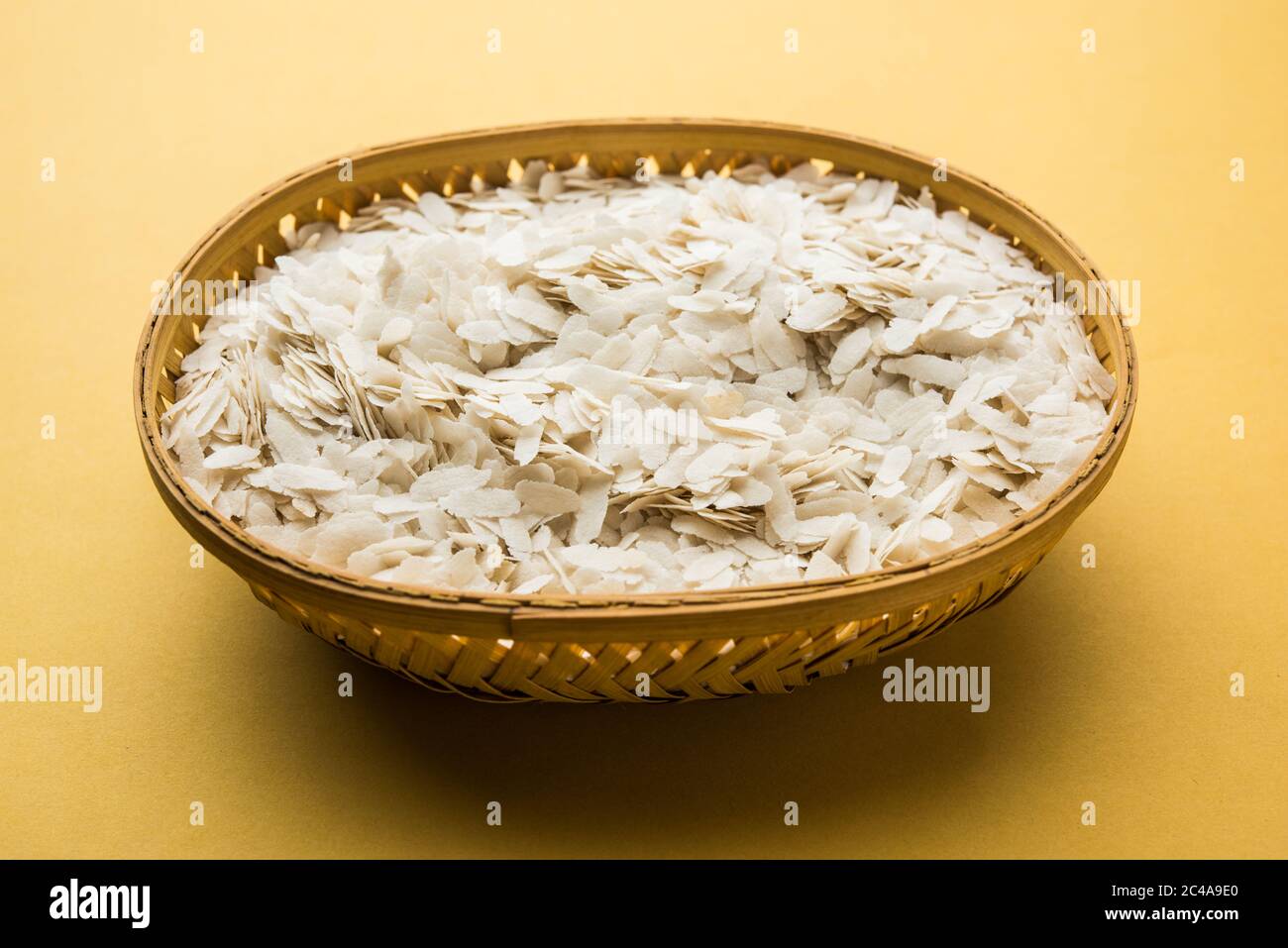 Raw Flattened Rice or Thick or thin Rice Flakes for Namkeen Chivda ...