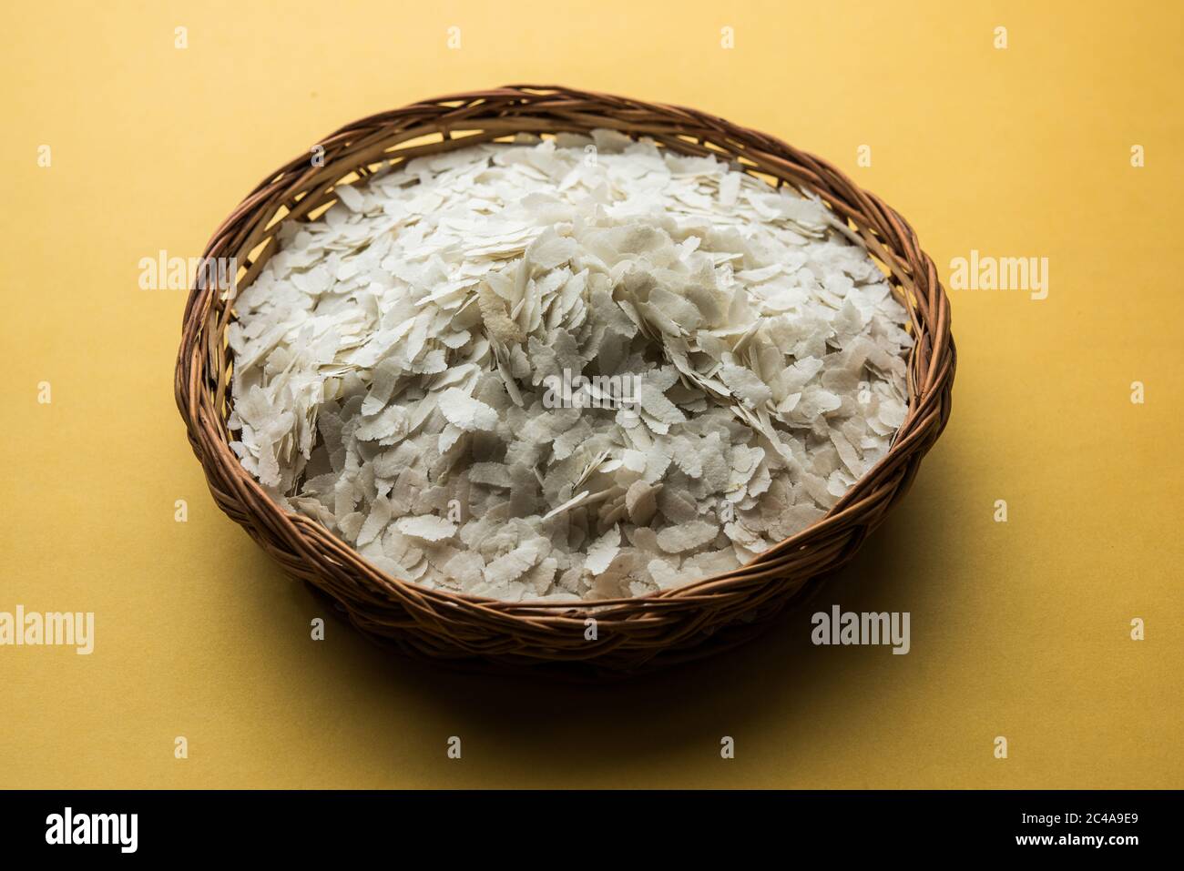 Raw Flattened Rice or Thick or thin Rice Flakes for Namkeen Chivda ...