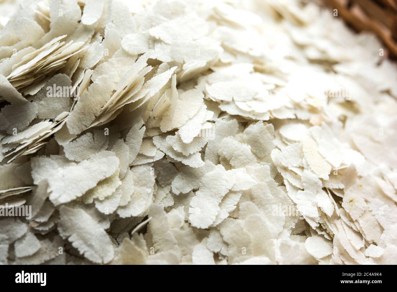 Raw Flattened Rice or Thick or thin Rice Flakes for Namkeen Chivda ...