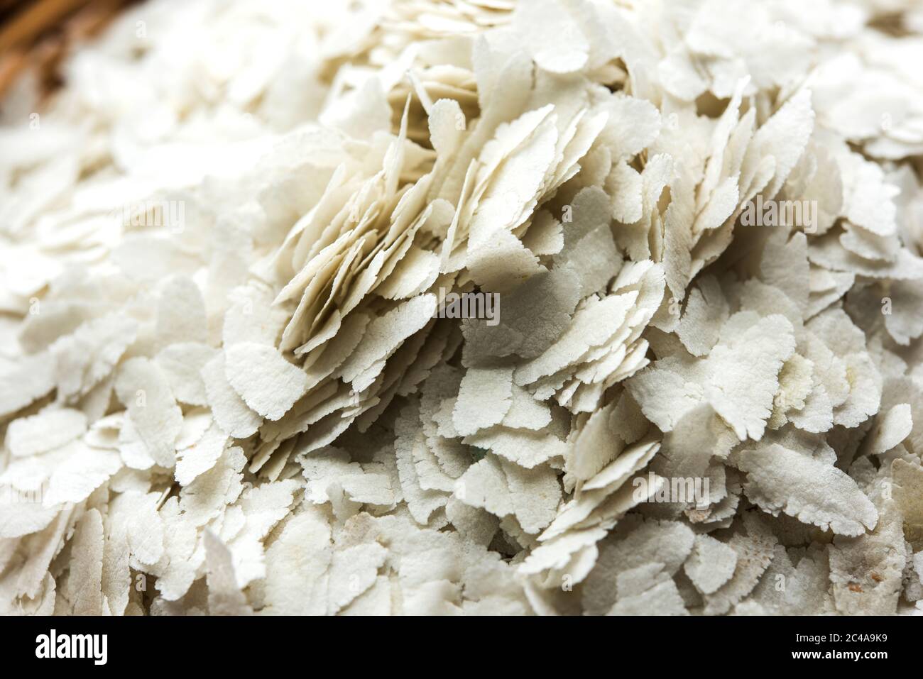 Raw Flattened Rice or Thick or thin Rice Flakes for Namkeen Chivda ...