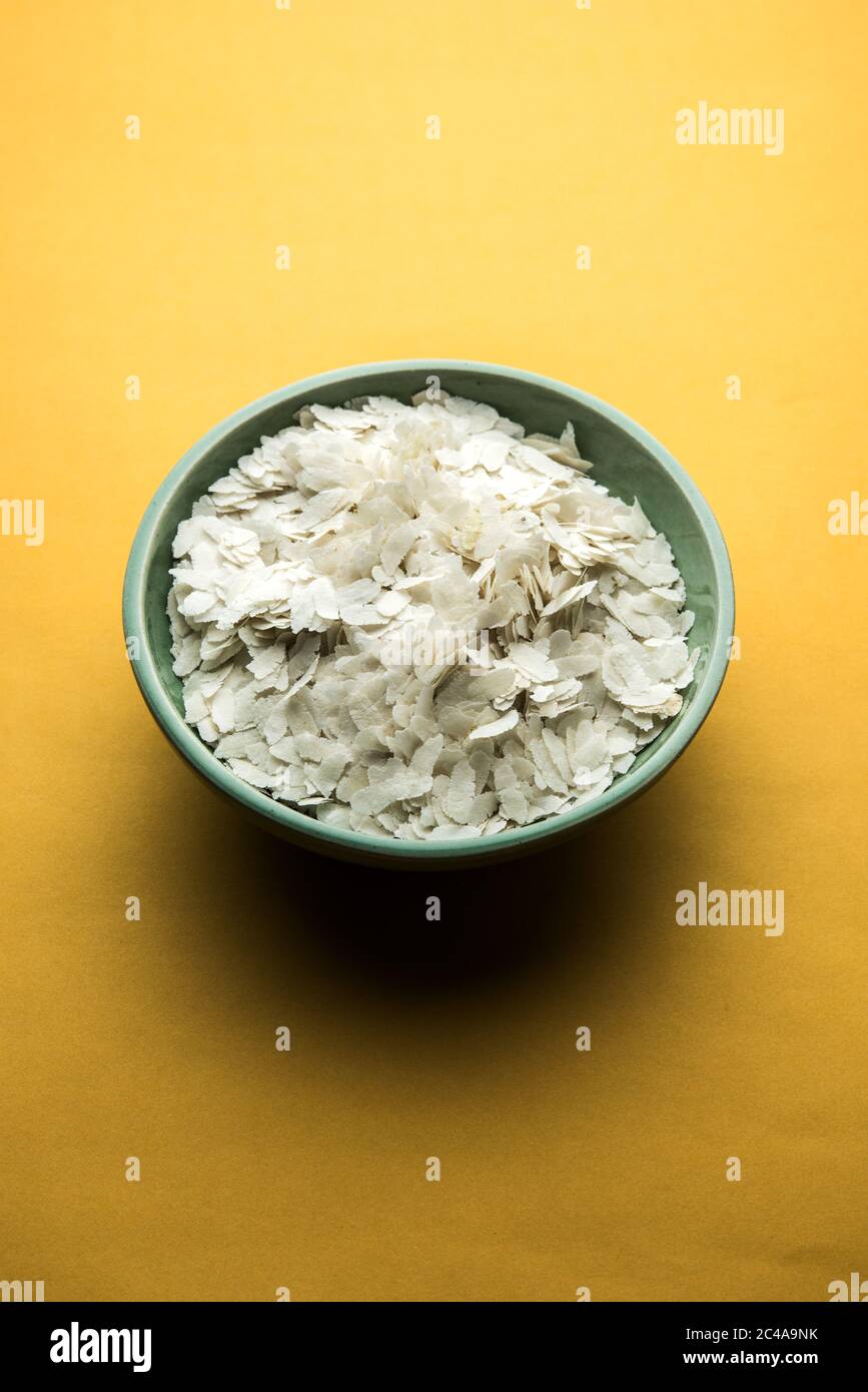 Snacks chipped hi-res stock photography and images - Alamy