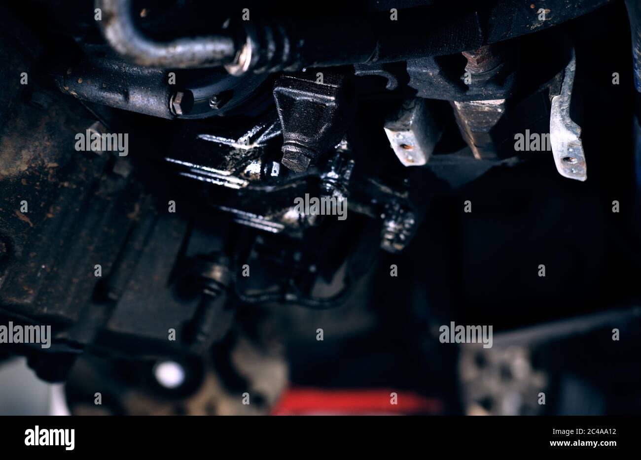 Car crankshaft hi-res stock photography and images - Alamy