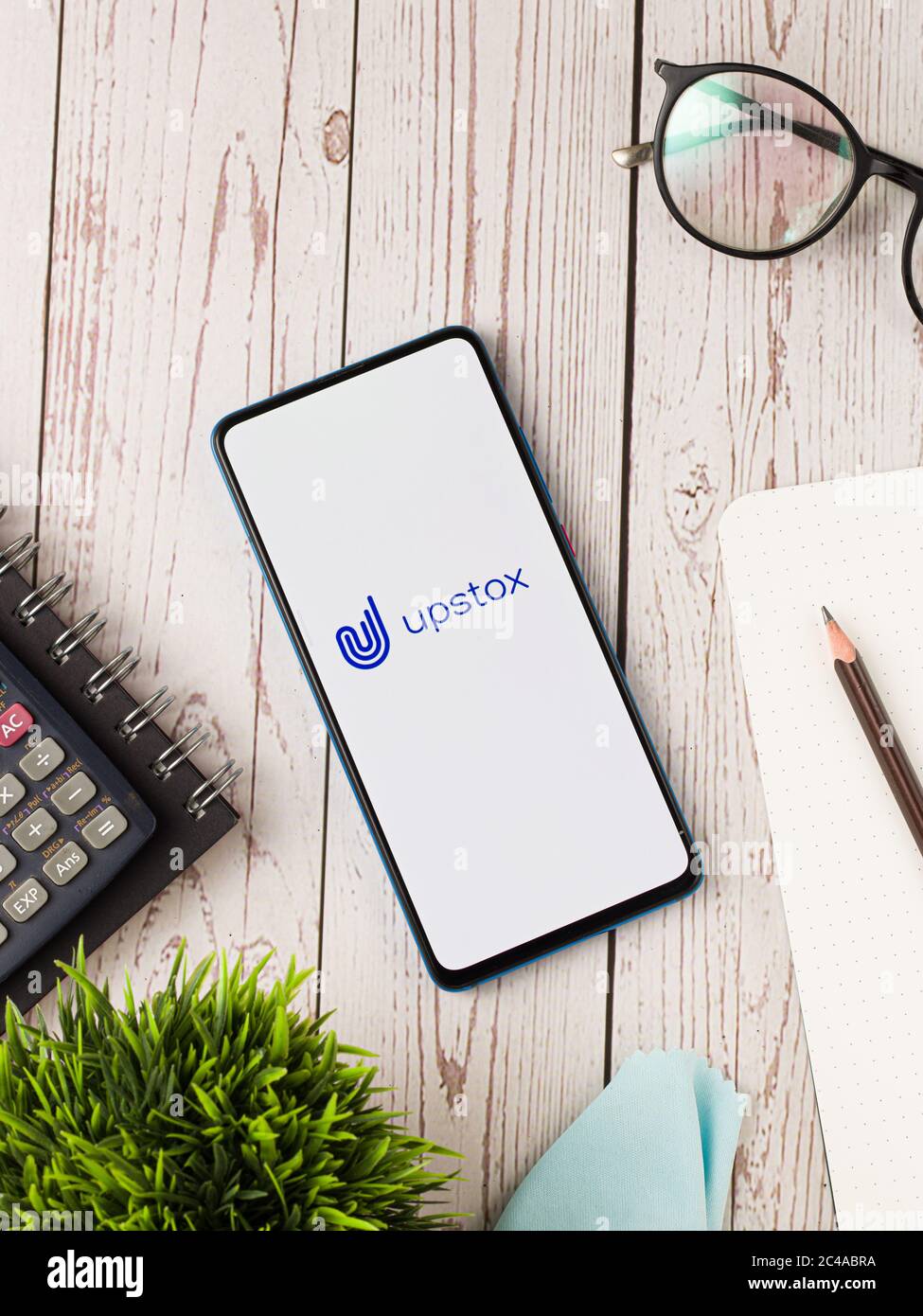 Upstox pro mobile app hi-res stock photography and images - Alamy