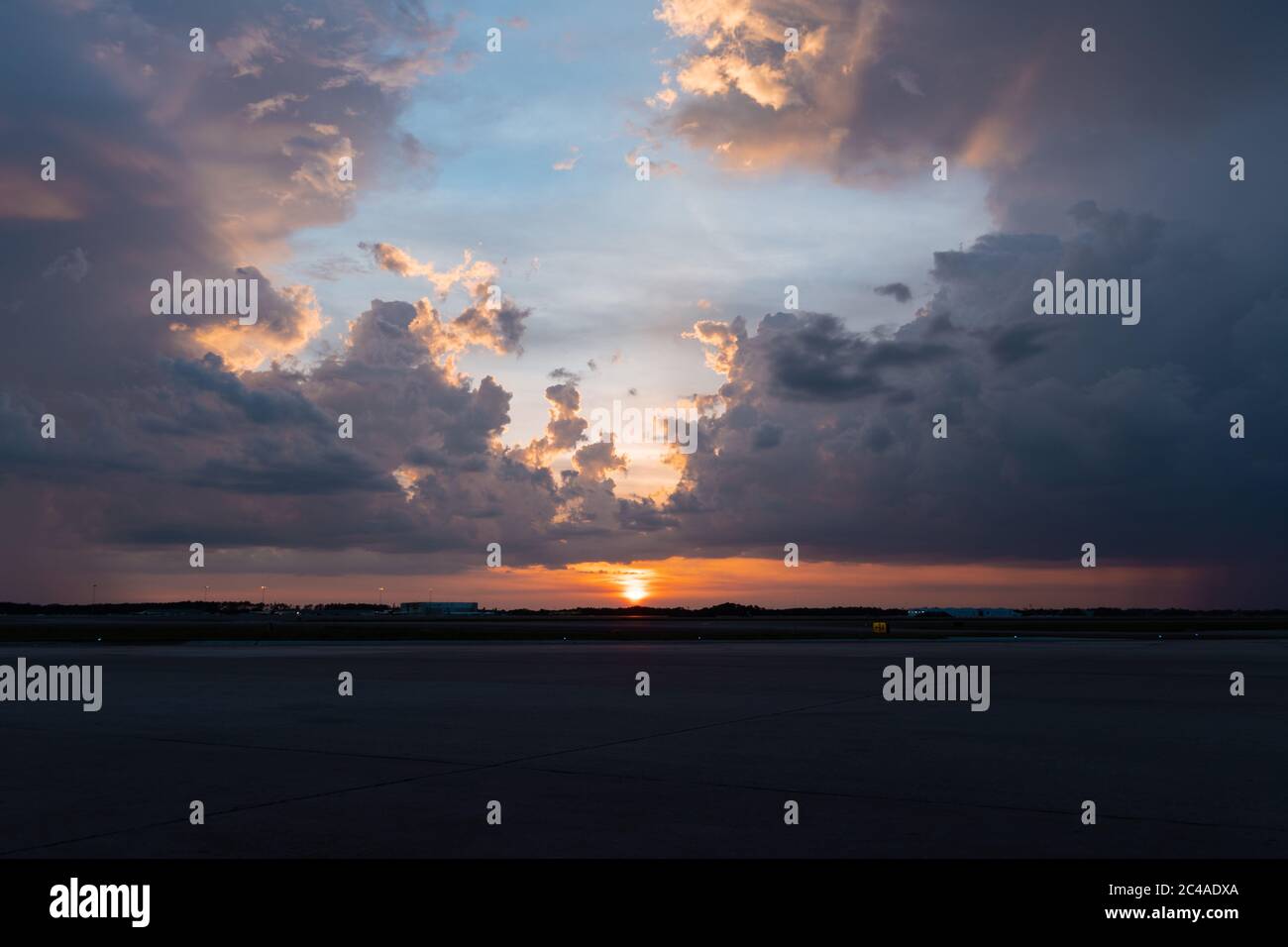 Beautiful_sunset hi-res stock photography and images - Alamy