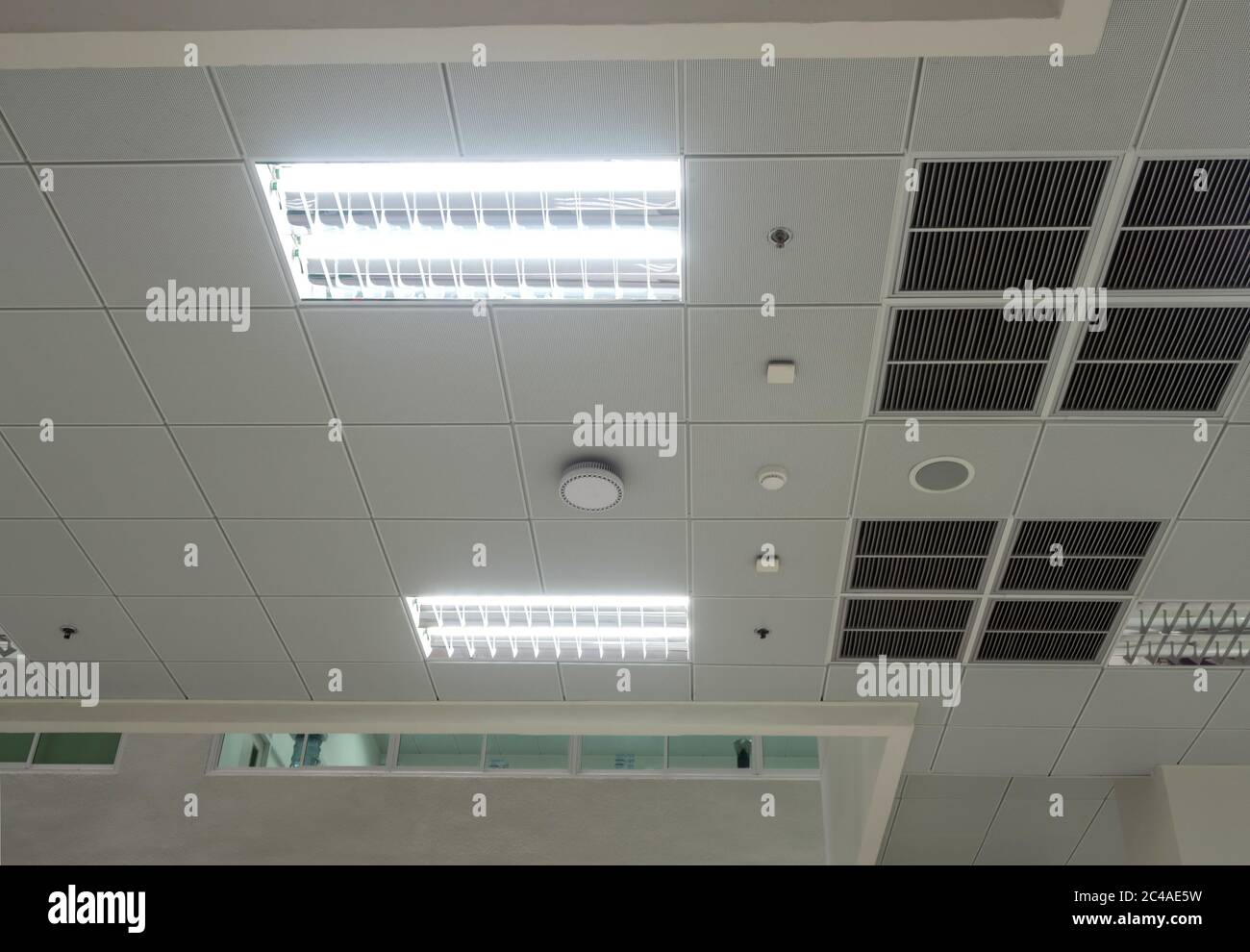 Ceiling cassette unit hi-res stock photography and images - Alamy