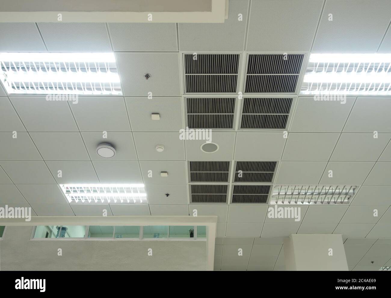 Ceiling cassette unit hi-res stock photography and images - Alamy