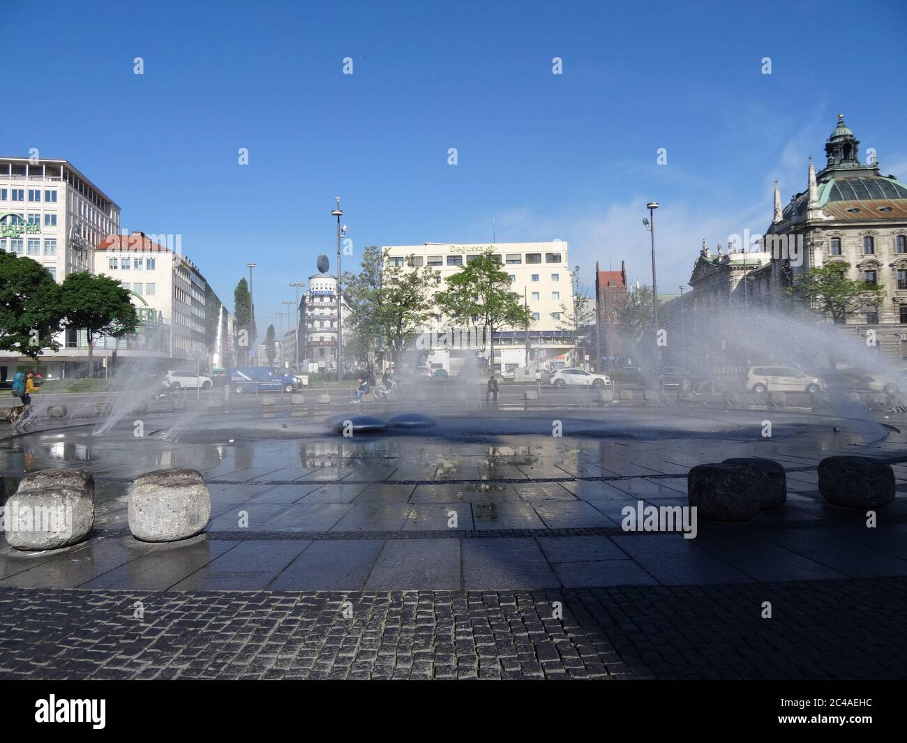 The beautiful German city of Munich. Wonderful buildings, main square ...