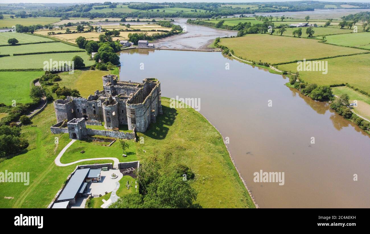 Carew castle pembrokeshire aerial hi-res stock photography and images ...