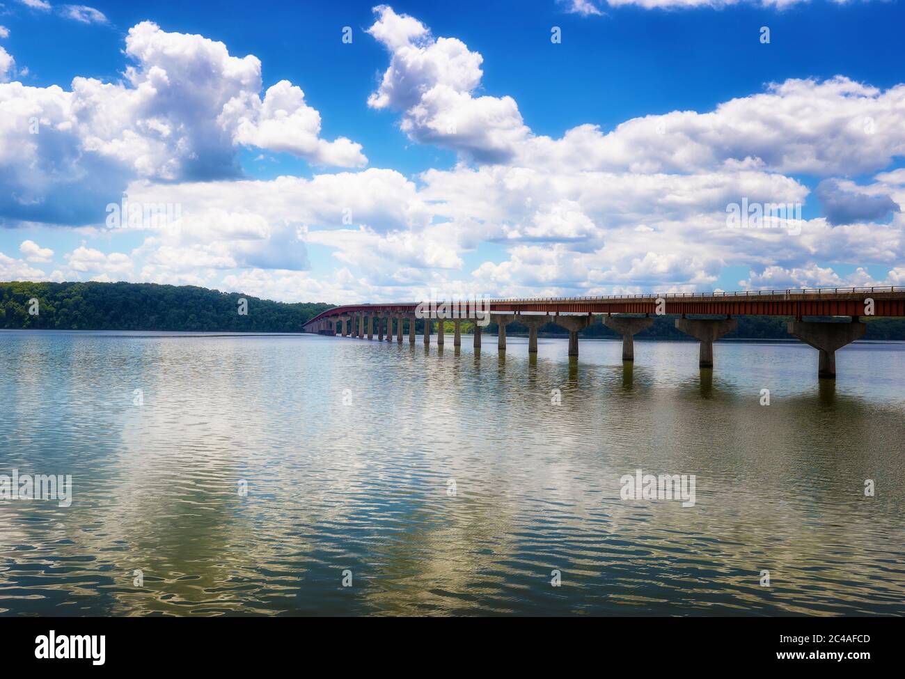 The Tennessee River along the Natchez Trace parkway in Tennessee Stock ...