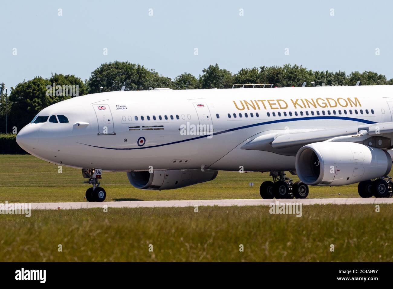 Raf voyager tanker aircraft hi-res stock photography and images - Alamy