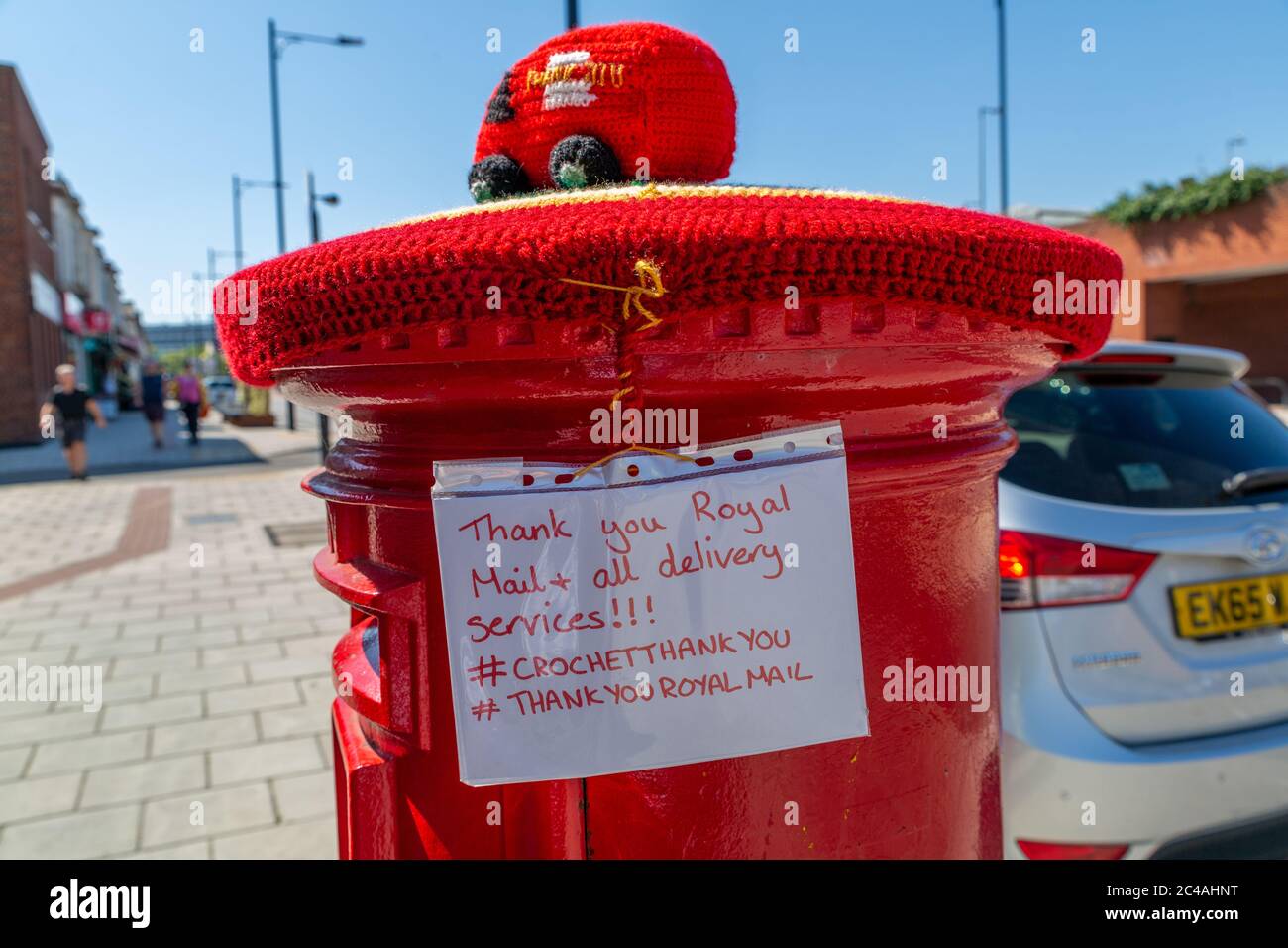 Handwritten note reads hi-res stock photography and images - Alamy