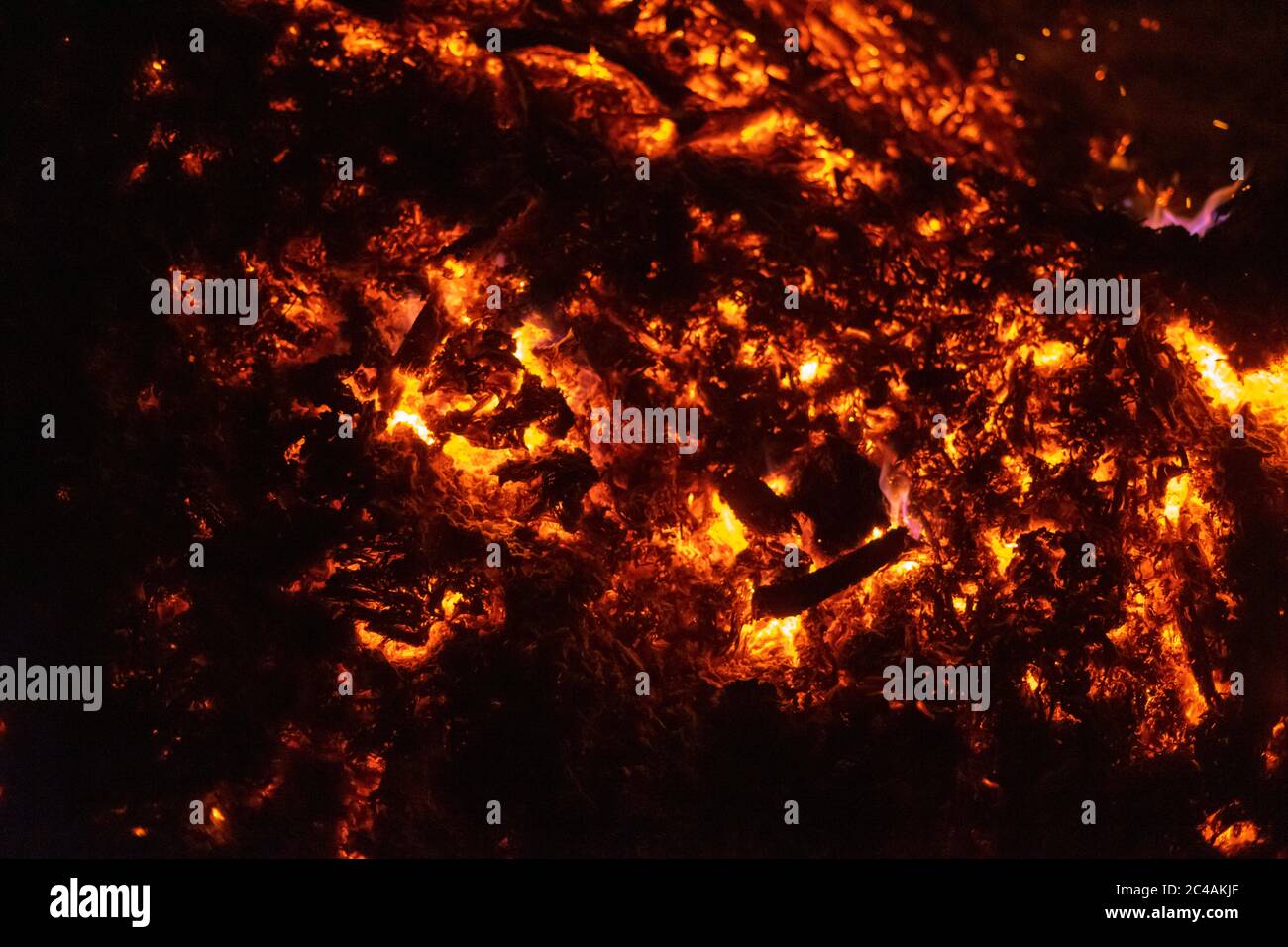 burning ashes texture from above Stock Photo - Alamy