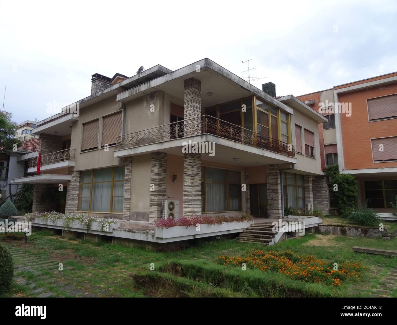 The old Balkan city of Tirana. Amazing buildings, pleasant nature and a ...