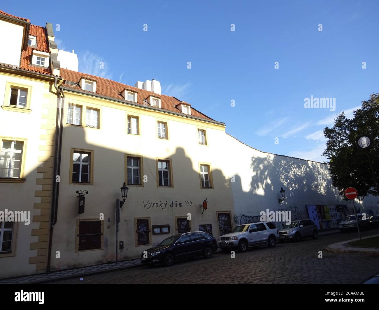 Prague's architecture is world-famous. The main attractions and ...