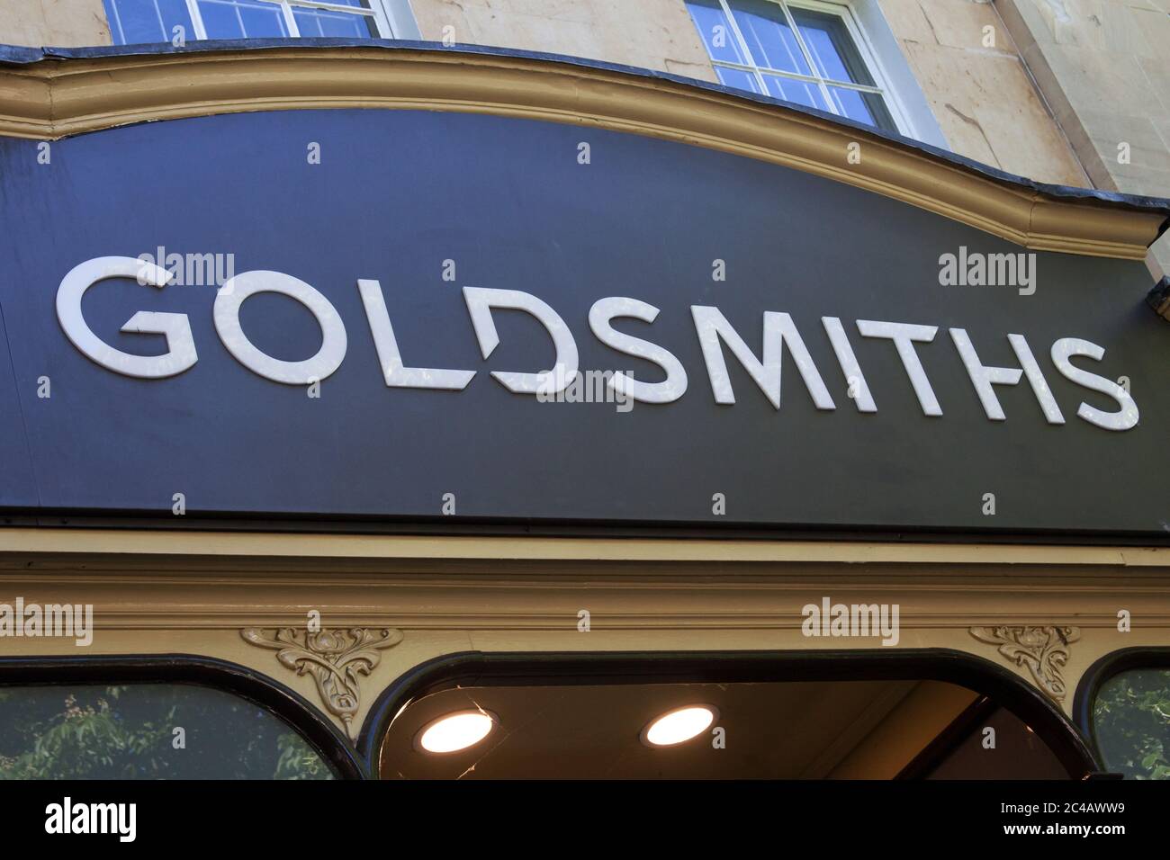 English shop signs hi-res stock photography and images - Alamy