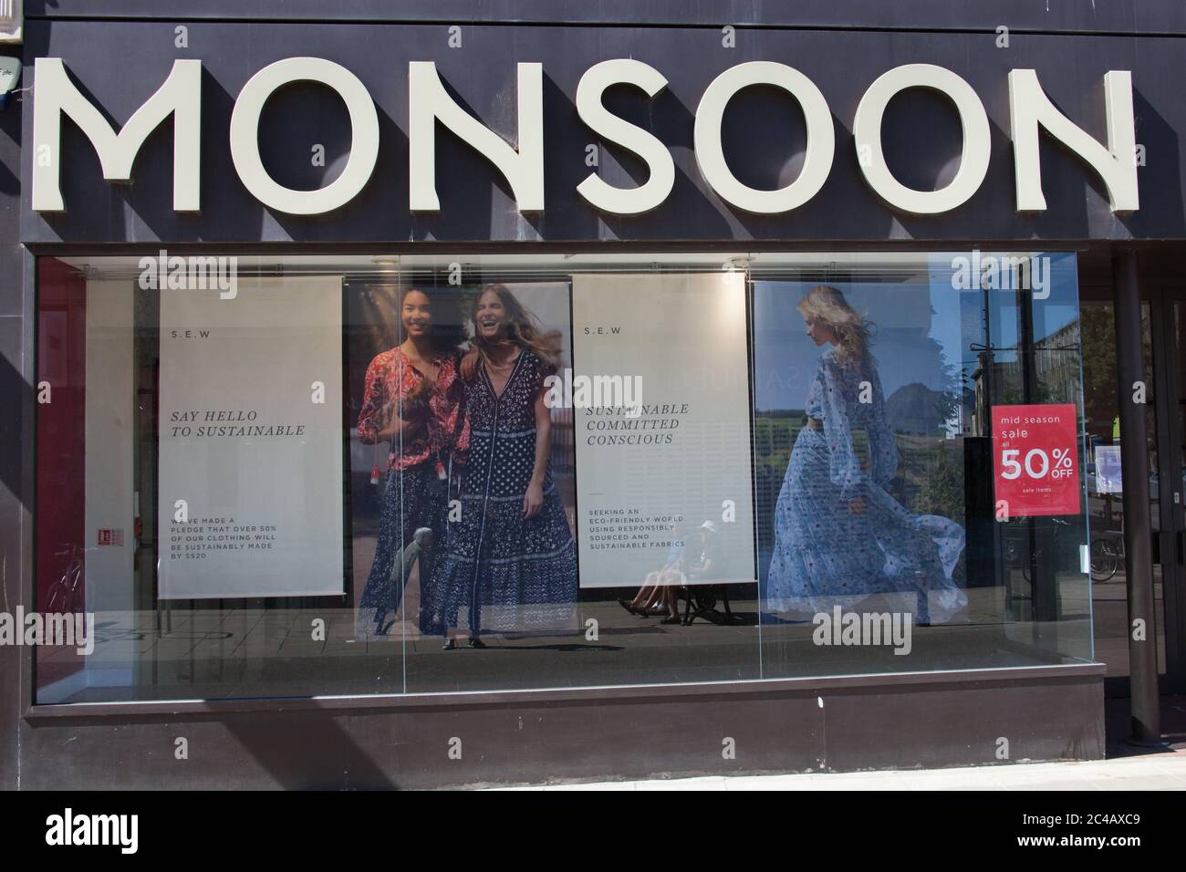 Monsoon clothing shop hi-res stock photography and images - Alamy