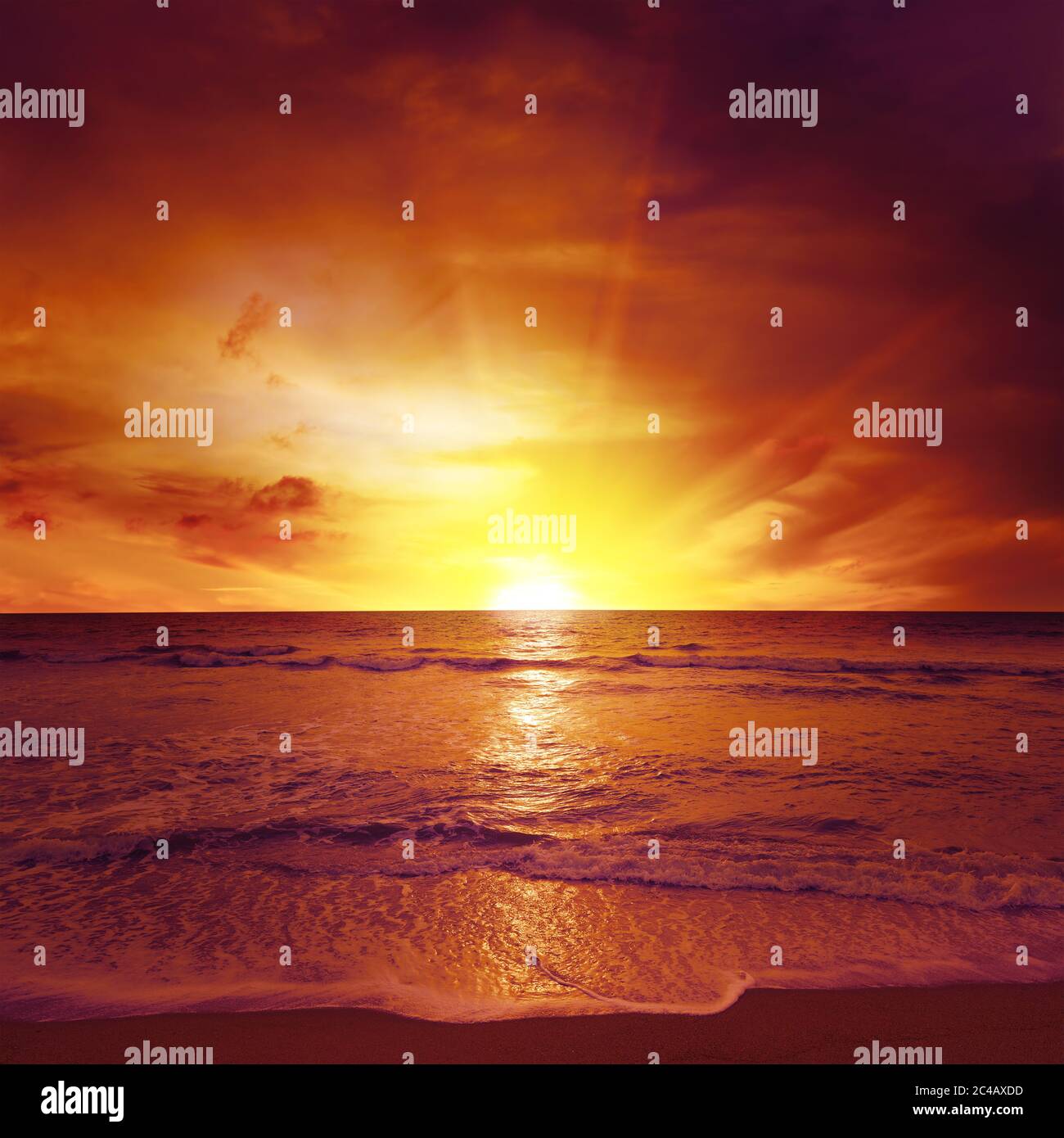 Fantastic sea sunset hi-res stock photography and images - Alamy
