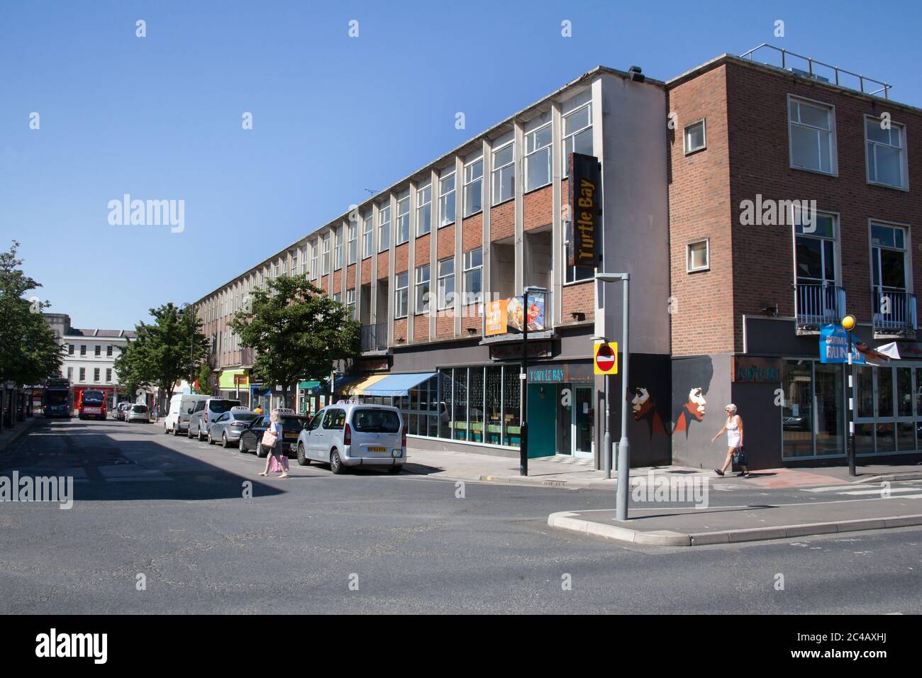 Shopping precinct hi-res stock photography and images - Alamy