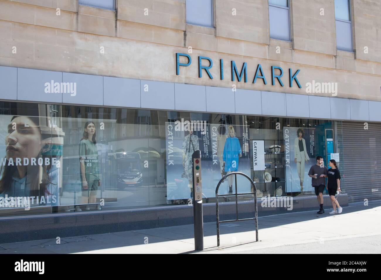 Primark signage hi-res stock photography and images - Alamy