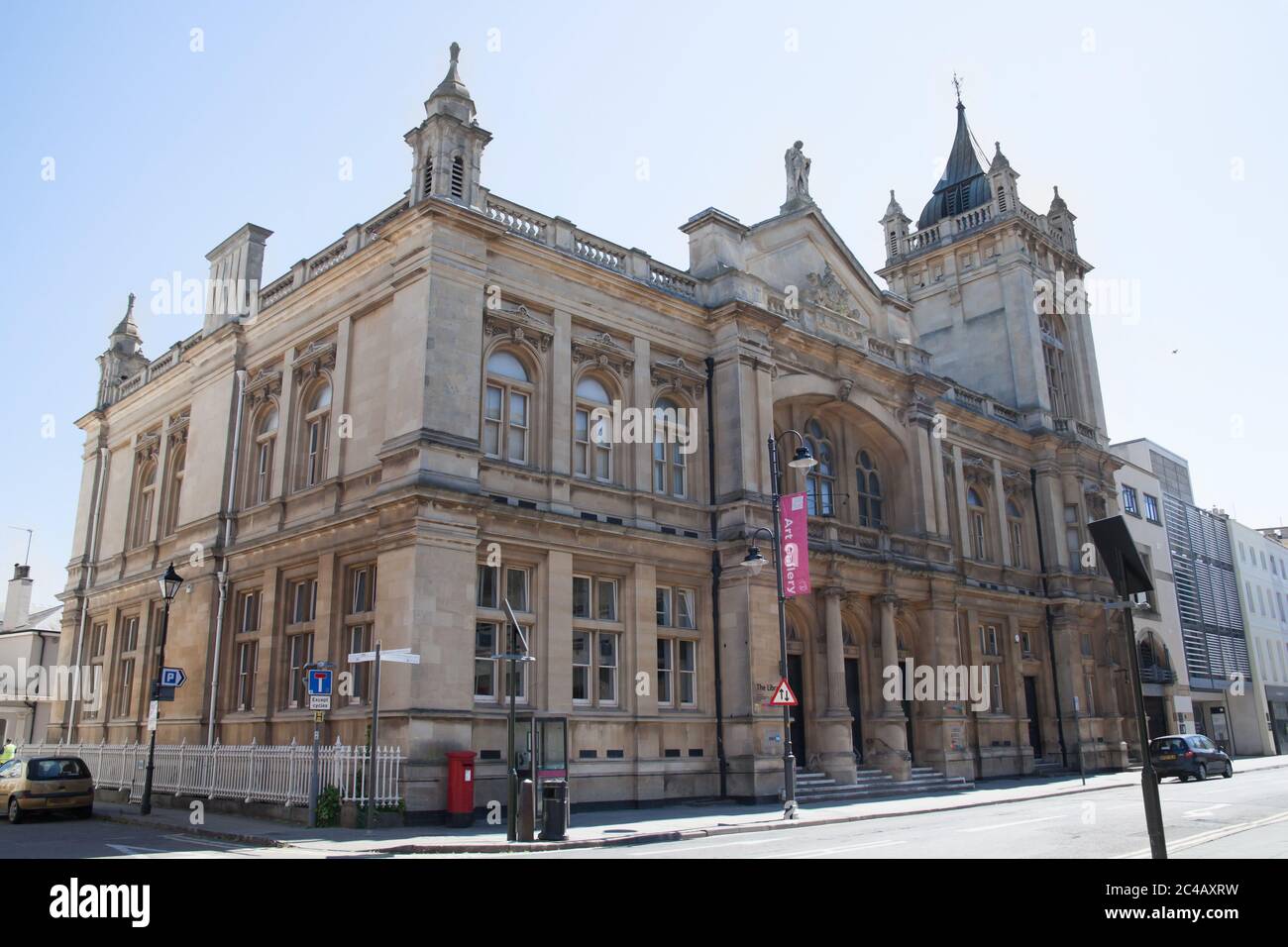 Wilson gallery cheltenham hi-res stock photography and images - Alamy