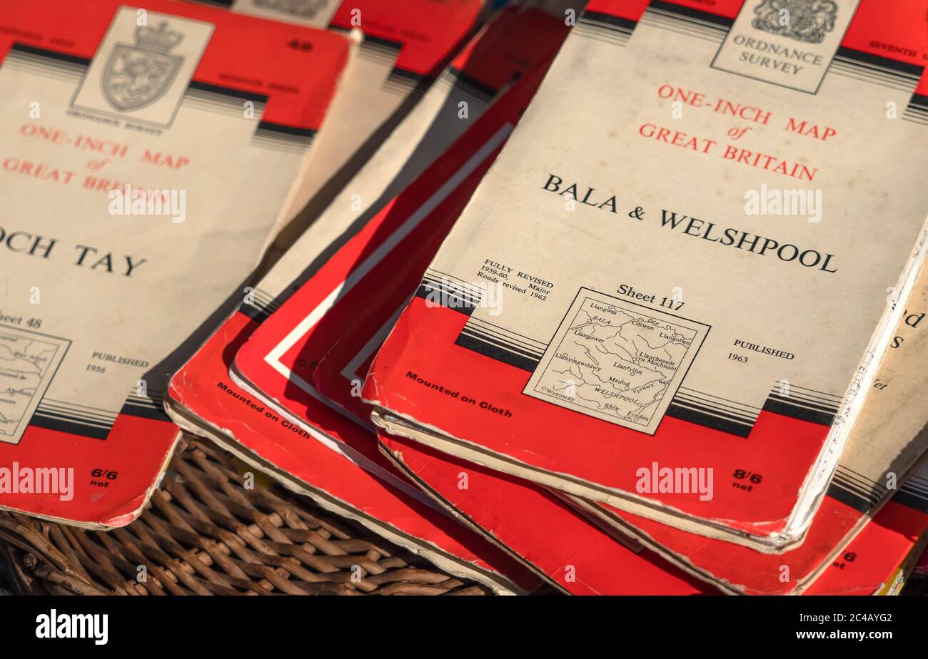 Vintage london maps hi-res stock photography and images - Alamy