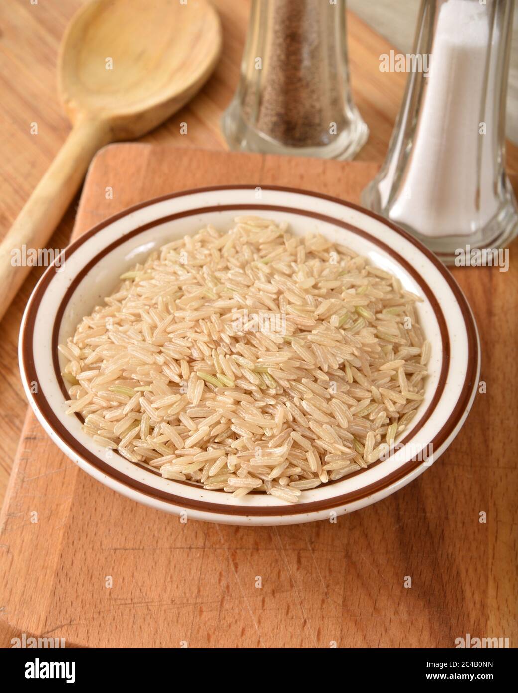 Long grain brown rice board hi-res stock photography and images - Alamy