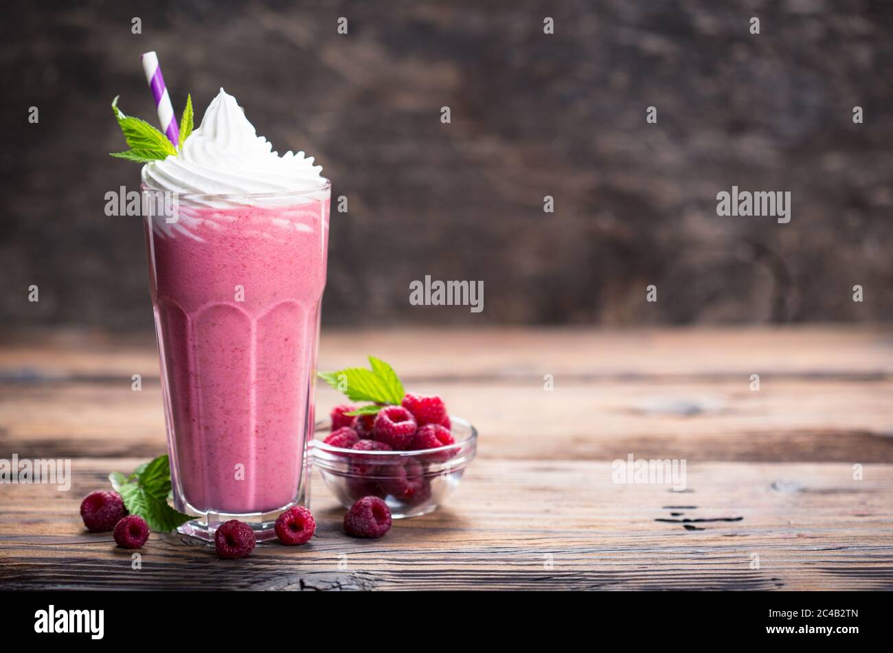 Raspberry milkshake hi-res stock photography and images - Alamy