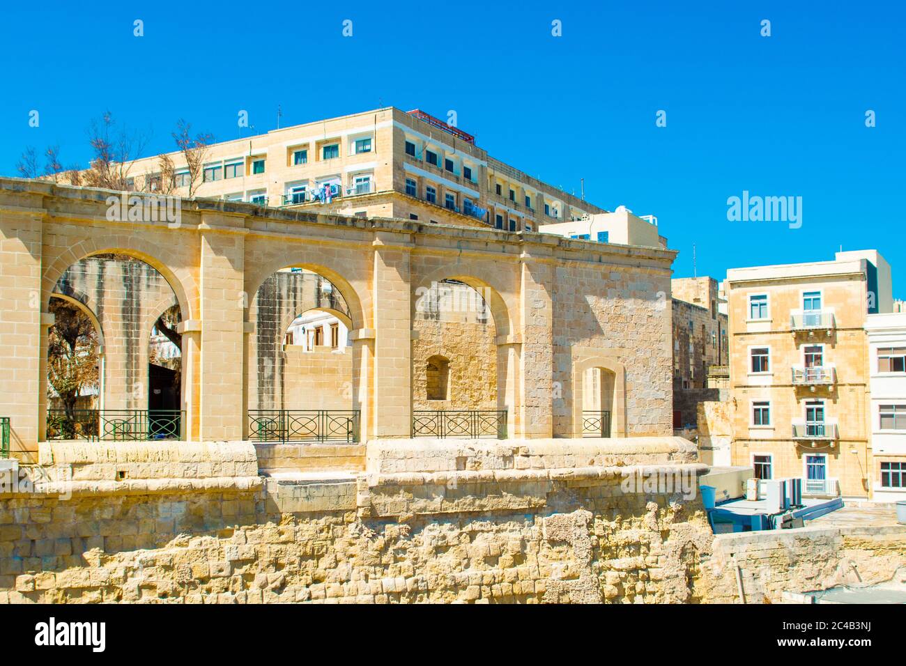 Ancient arcade in the Lower Barrakka Gardens in Valletta, Malta Stock ...