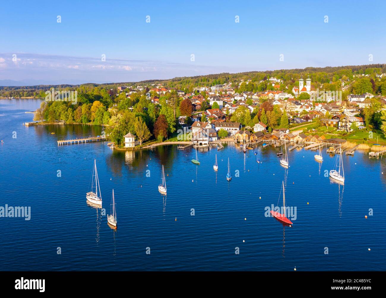 Brahms pavilion and boathouses at Starnberger See, Tutzing ...