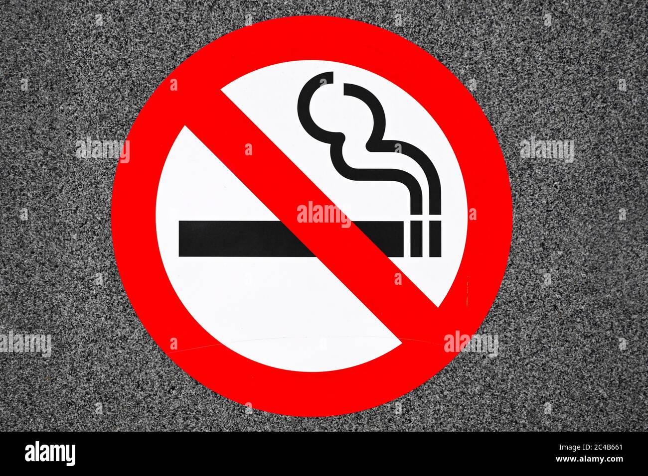 Prohibition sign, smoking prohibited Stock Photo - Alamy