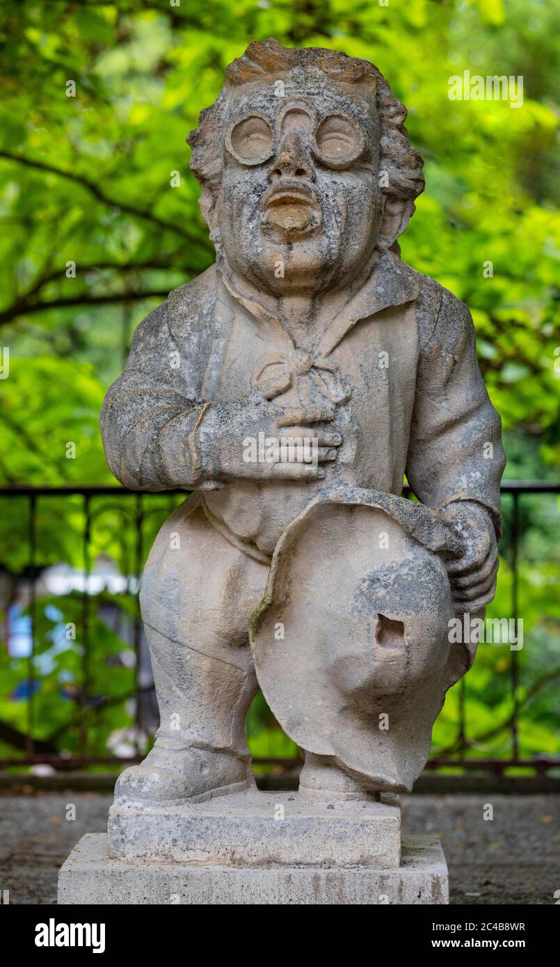 Dwarf with pince-nez, dwarf garden, dwarf garden in the Mirabell Garden ...