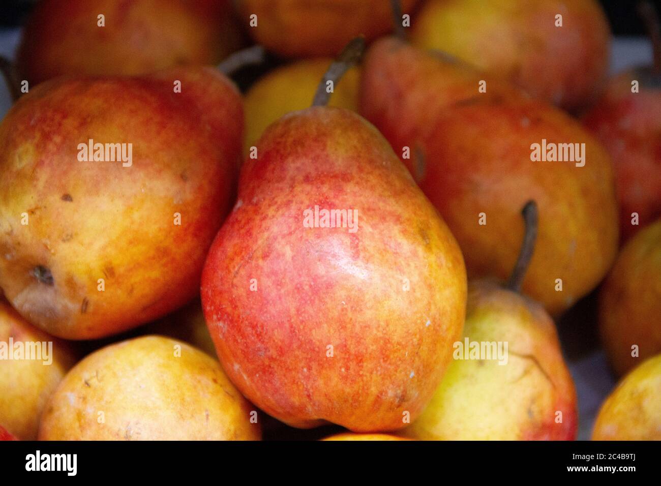 Colored pears hi-res stock photography and images - Alamy