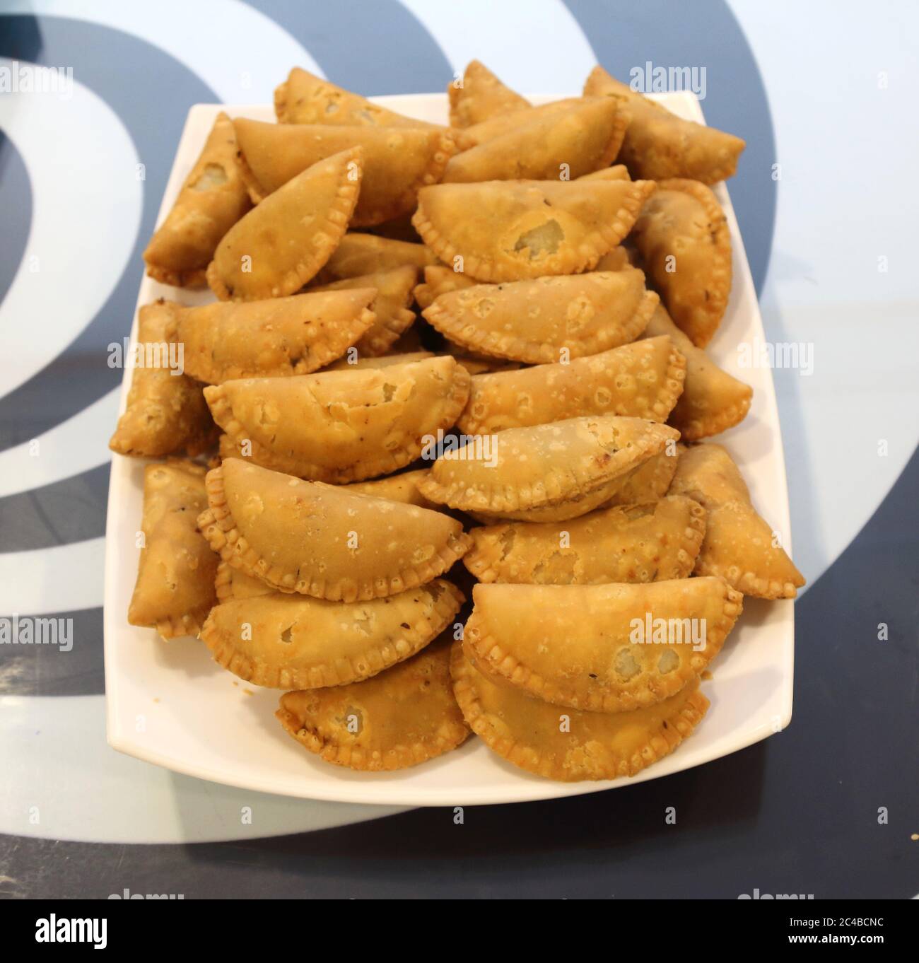 Spicy samosa hi-res stock photography and images - Alamy