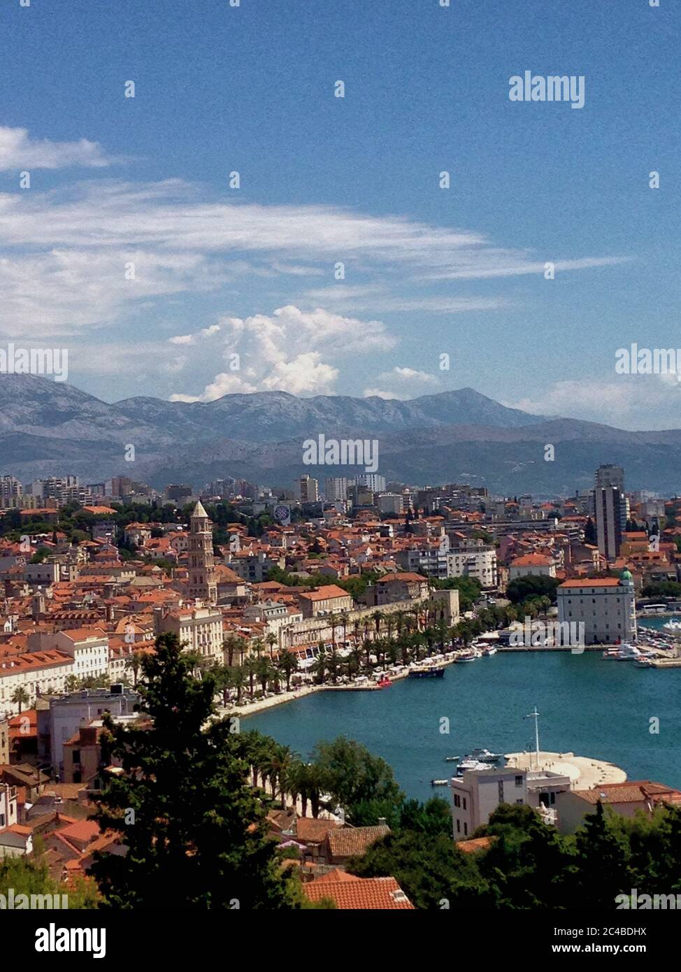 Visit split hi-res stock photography and images - Alamy