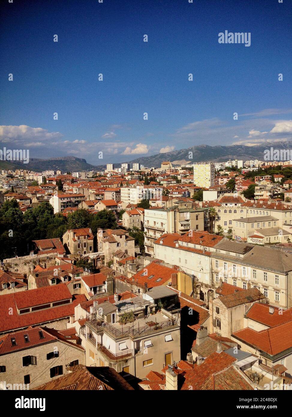 Split elevation hi-res stock photography and images - Alamy