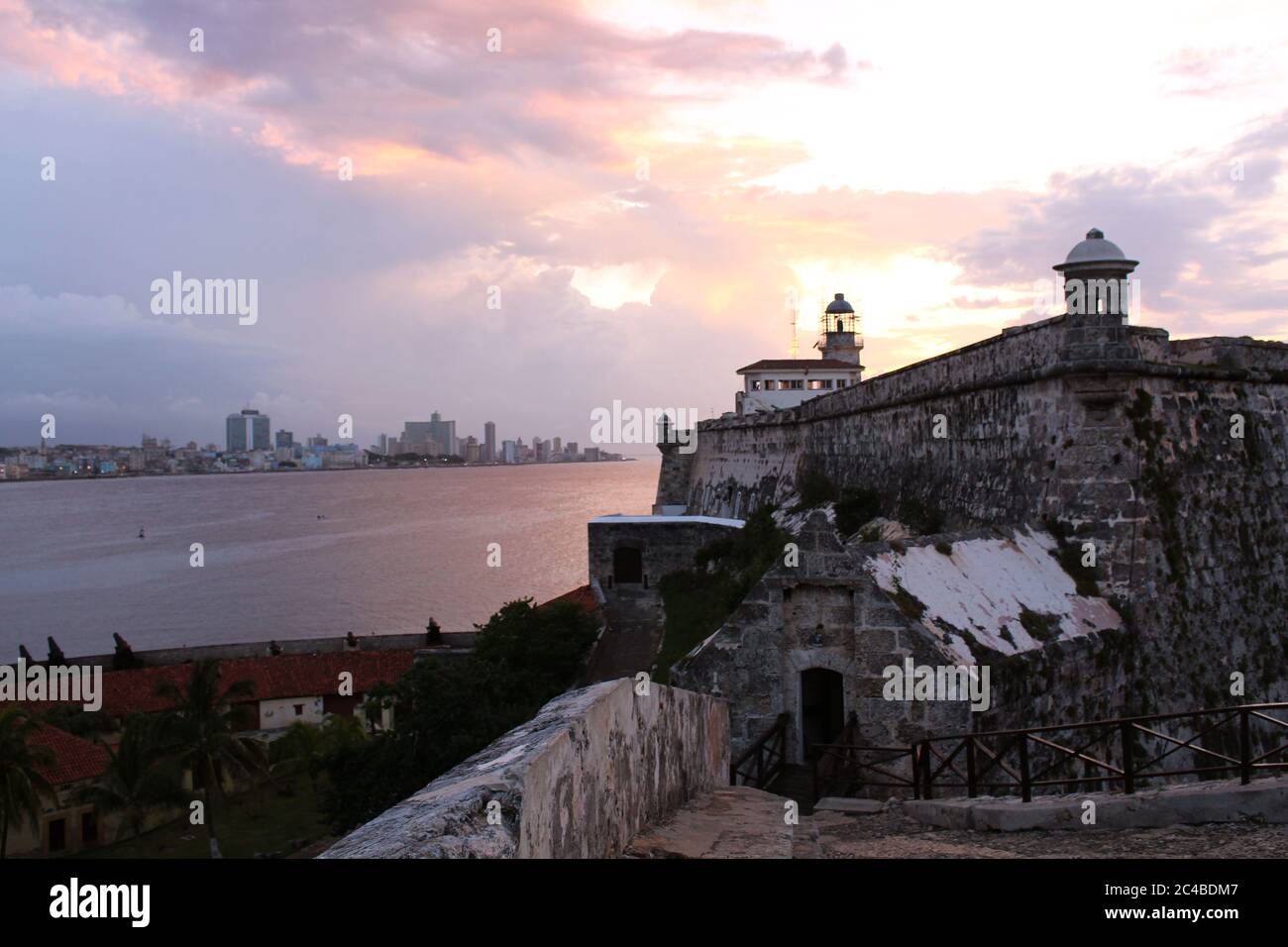 cuba havanna castle Castillo de los Tres Reyes del Morro Stock Photo ...