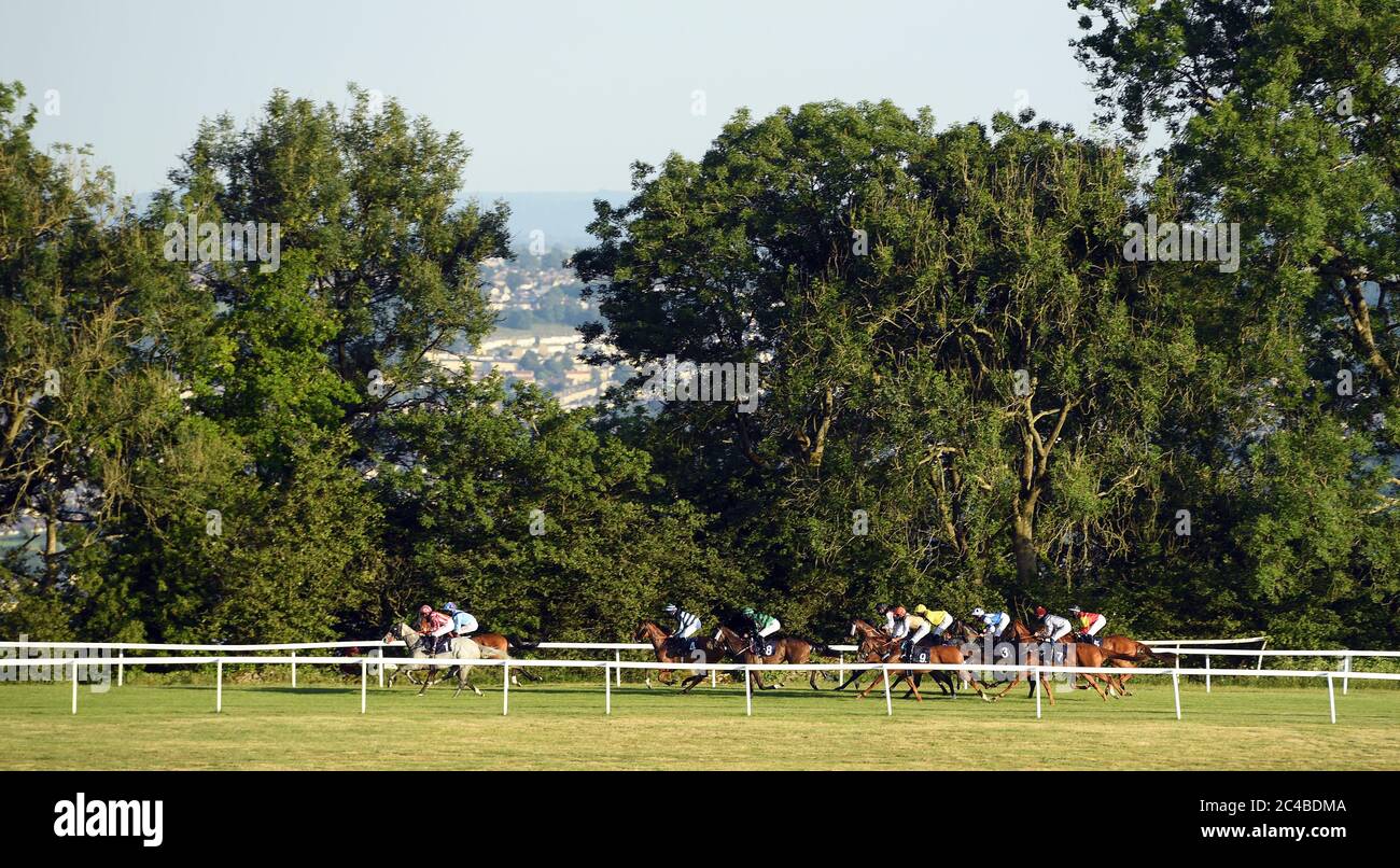 Sky sports racing bath racecourse hi-res stock photography and images ...