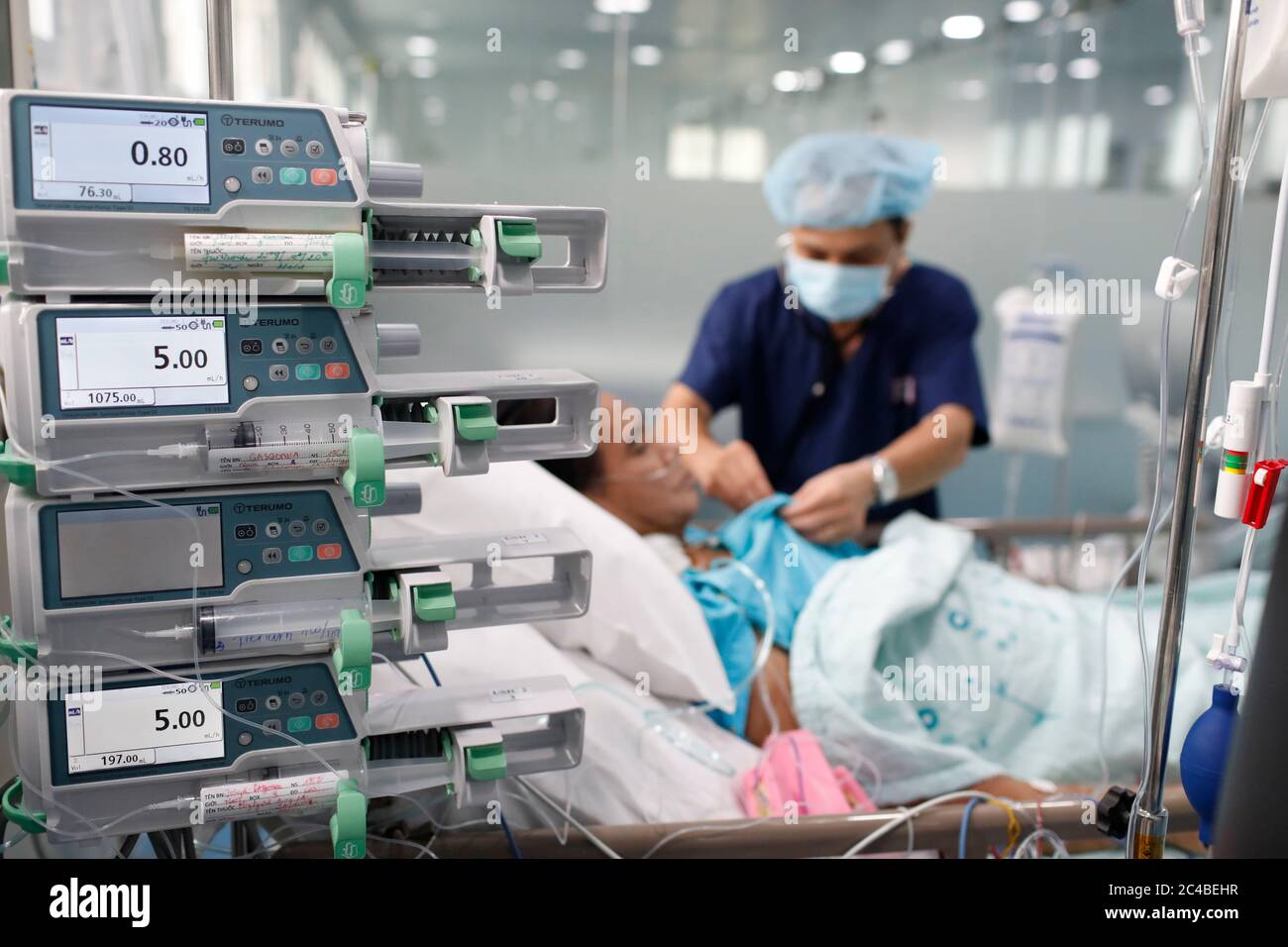 Resuscitation equipment hi-res stock photography and images - Alamy