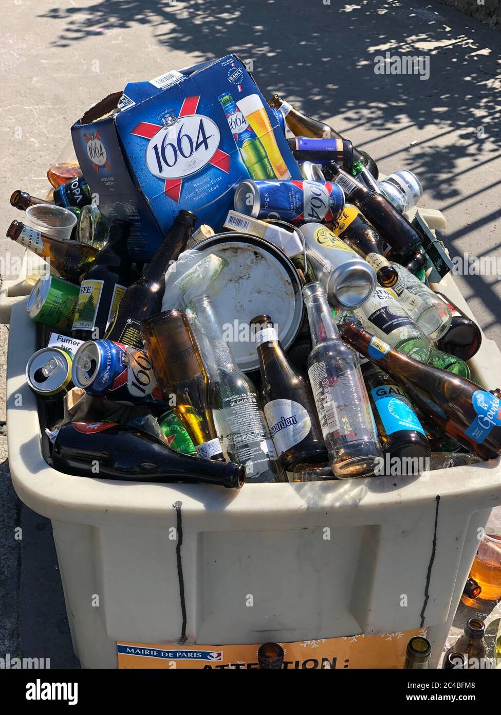 Alcohol bottles bin hi-res stock photography and images - Alamy