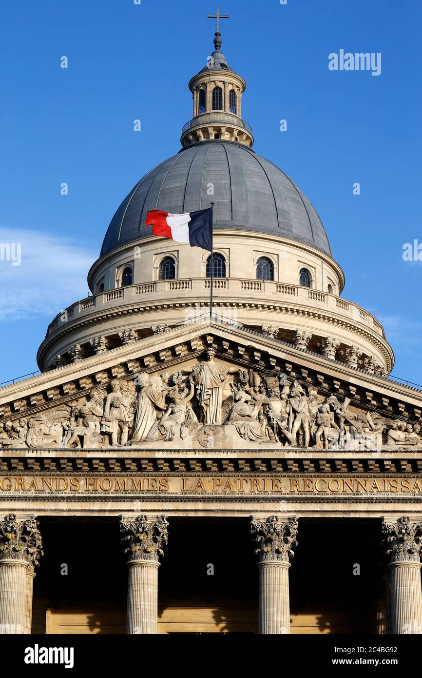 Pantheon paris exterior hi-res stock photography and images - Alamy