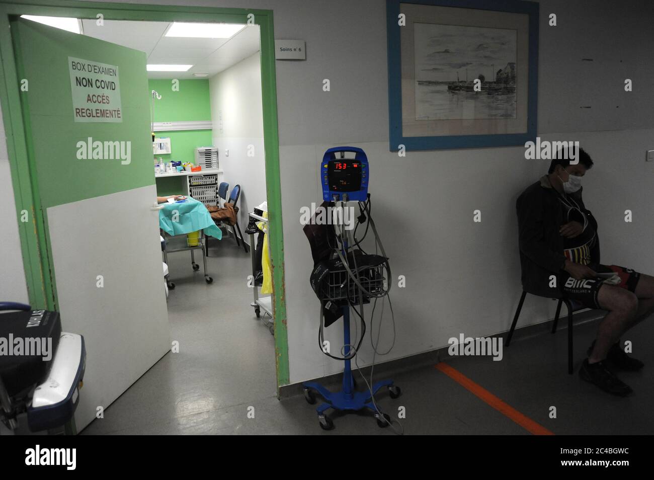 Emergency examination hi-res stock photography and images - Alamy