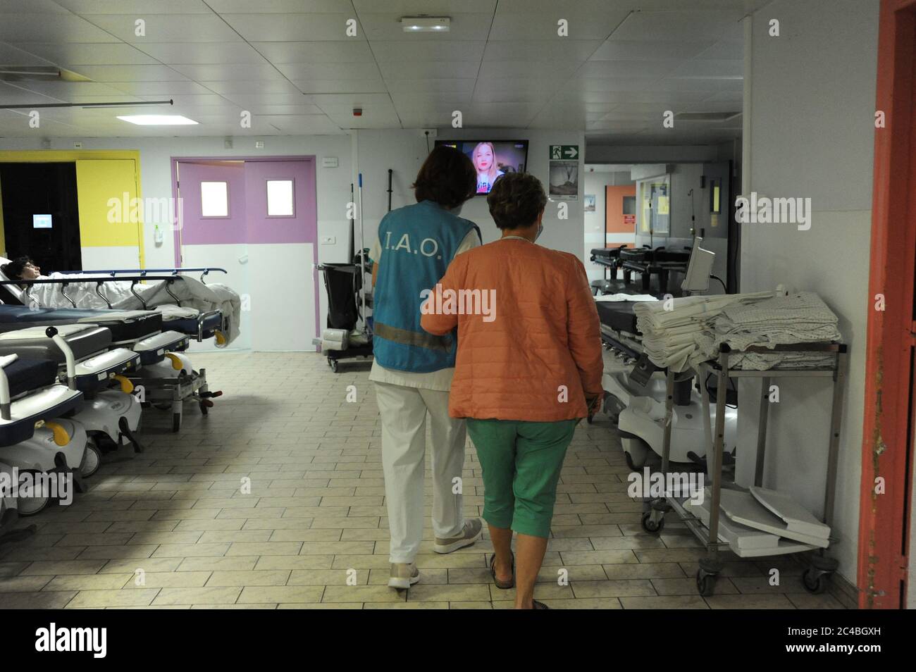 Crisis emergency reception hi-res stock photography and images - Alamy