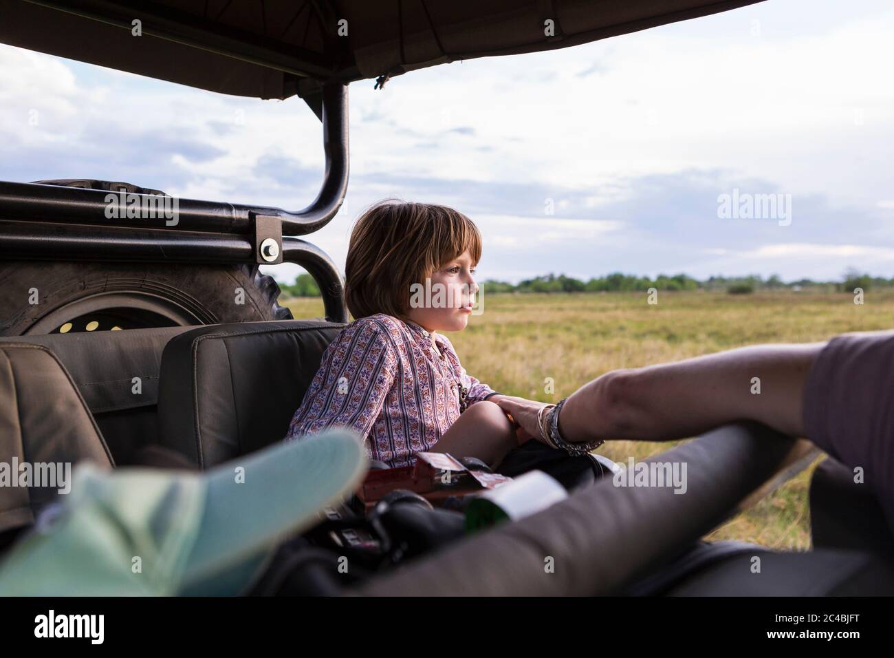 Children safari africa jeep hi-res stock photography and images - Alamy