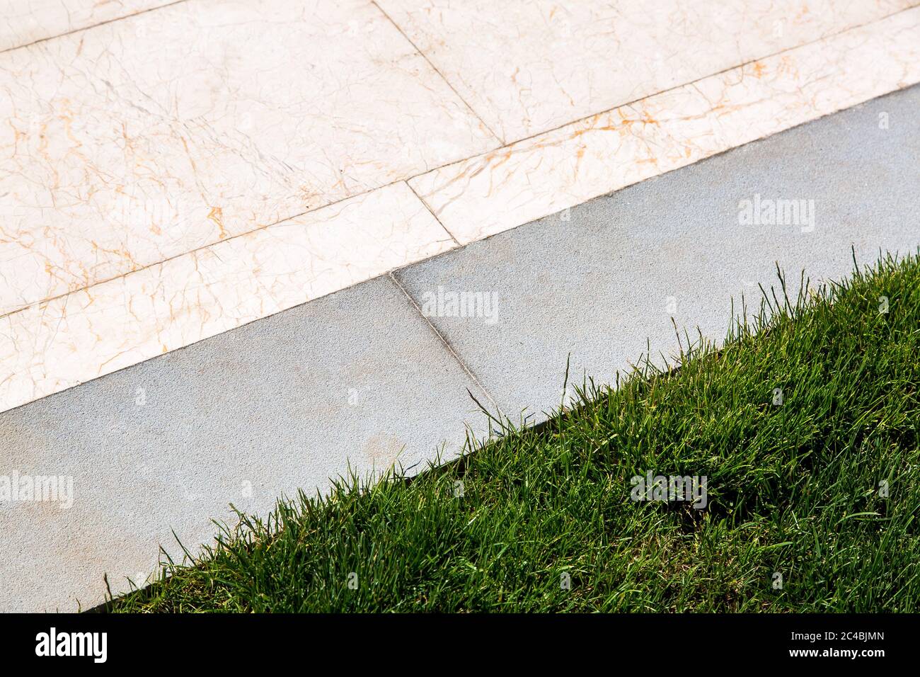 Lawn edge grass top view hi-res stock photography and images - Alamy
