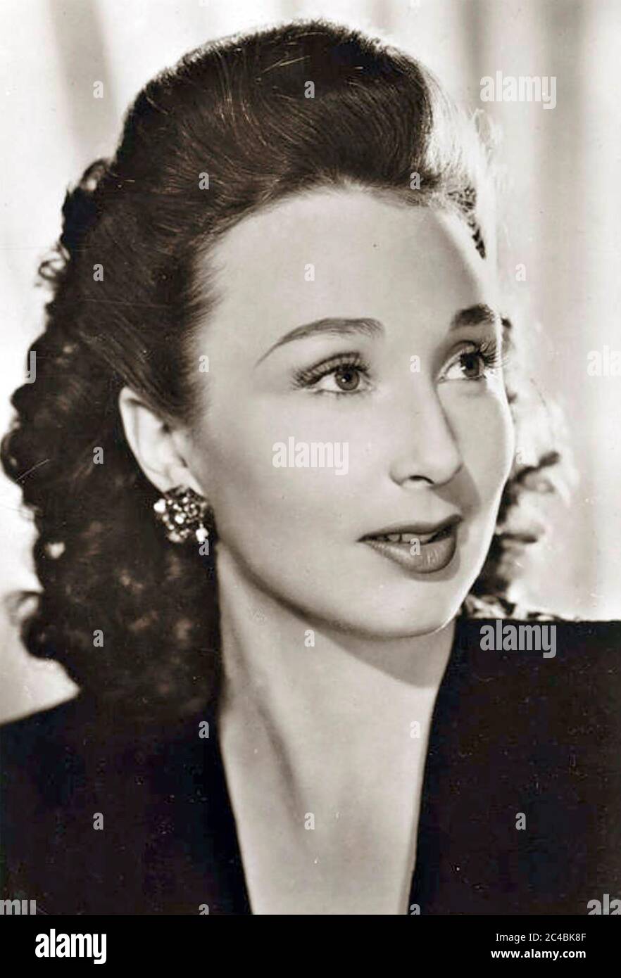 GOOGIE WITHERS (1917-2011) English film and stage actress about 1940 ...