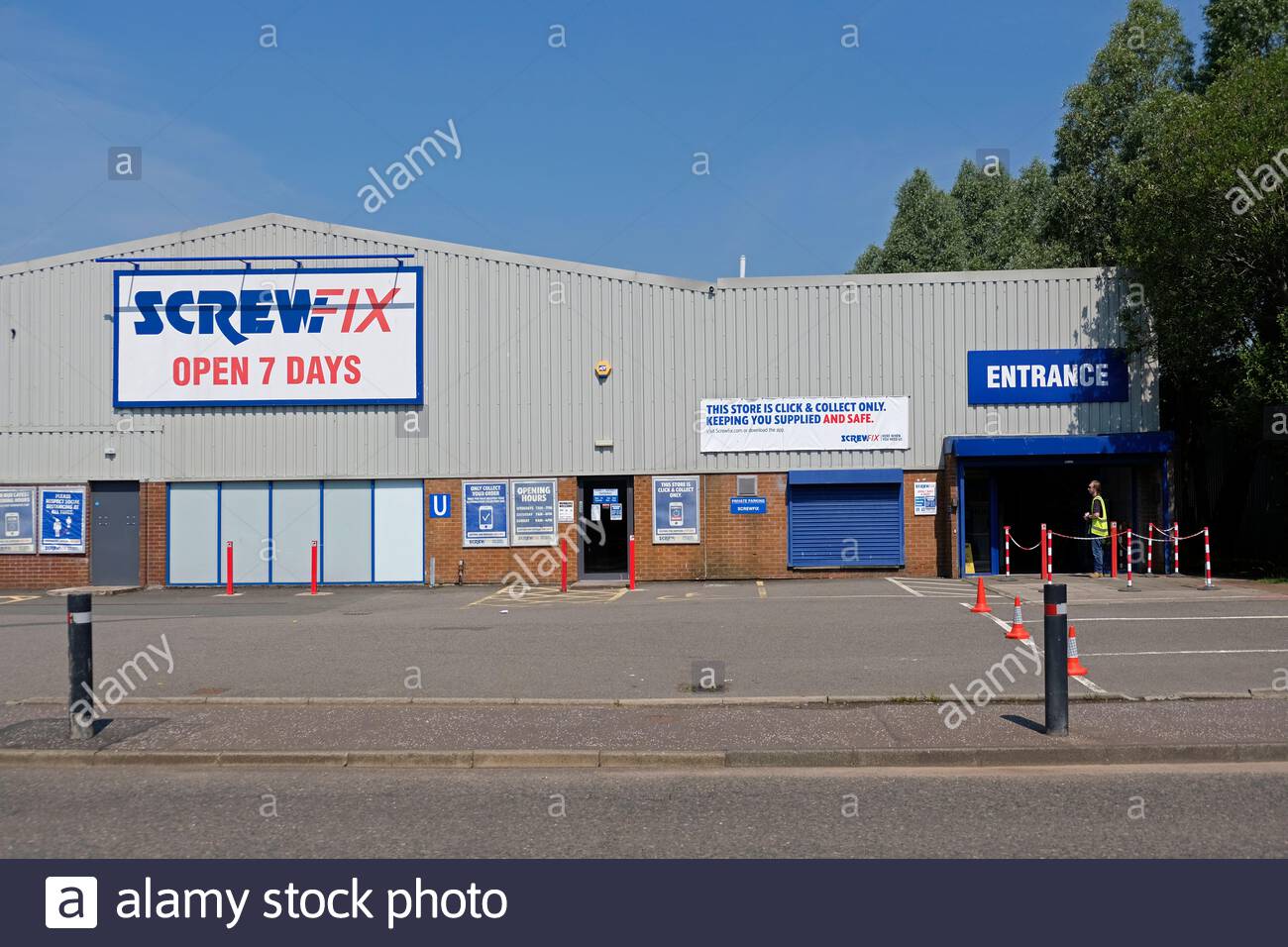 Logo screwfix hi-res stock photography and images - Alamy