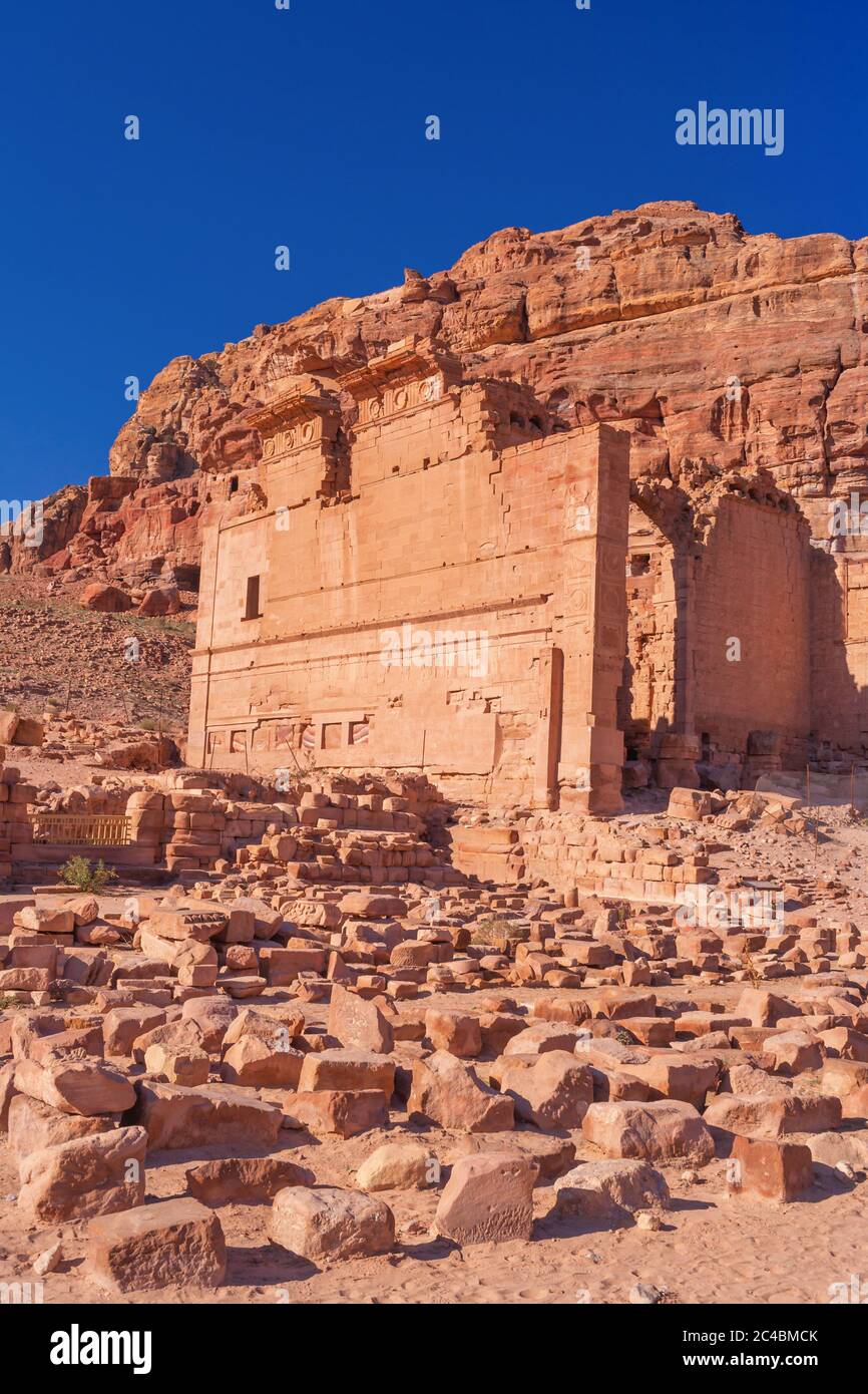 Temple, Ancient Nabatean city Petra, Jordan Stock Photo - Alamy